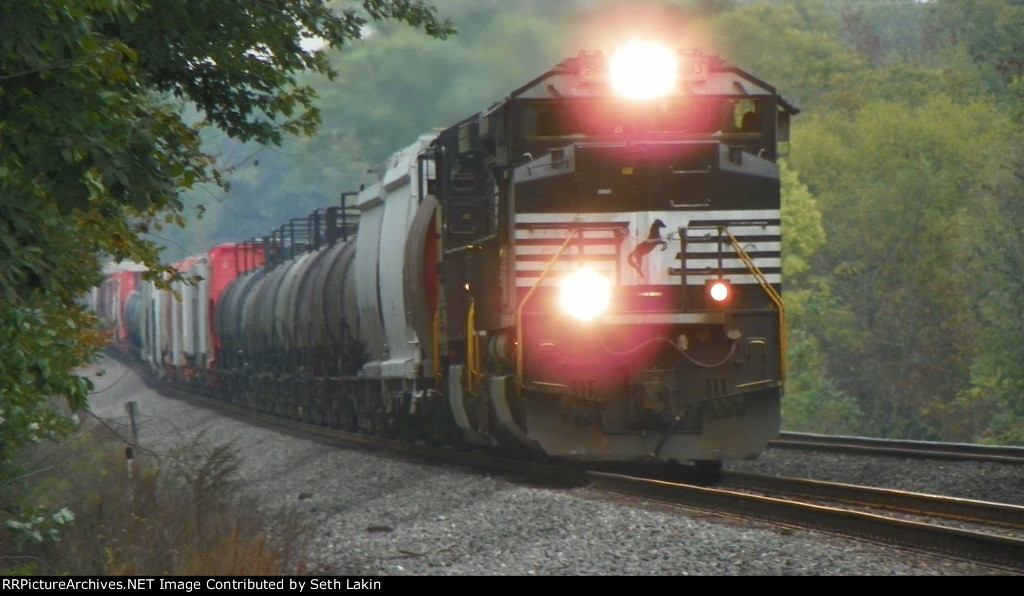 NS 2693 #17W